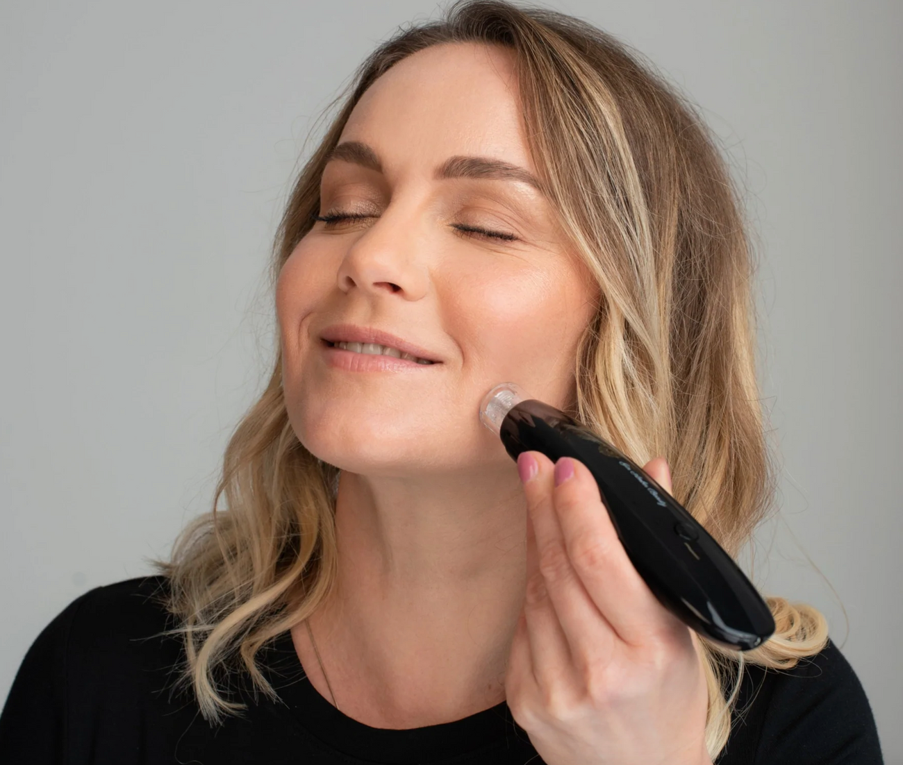 Why You Should Be Microneedling with the Aqua Pen – Gin Amber Beauty